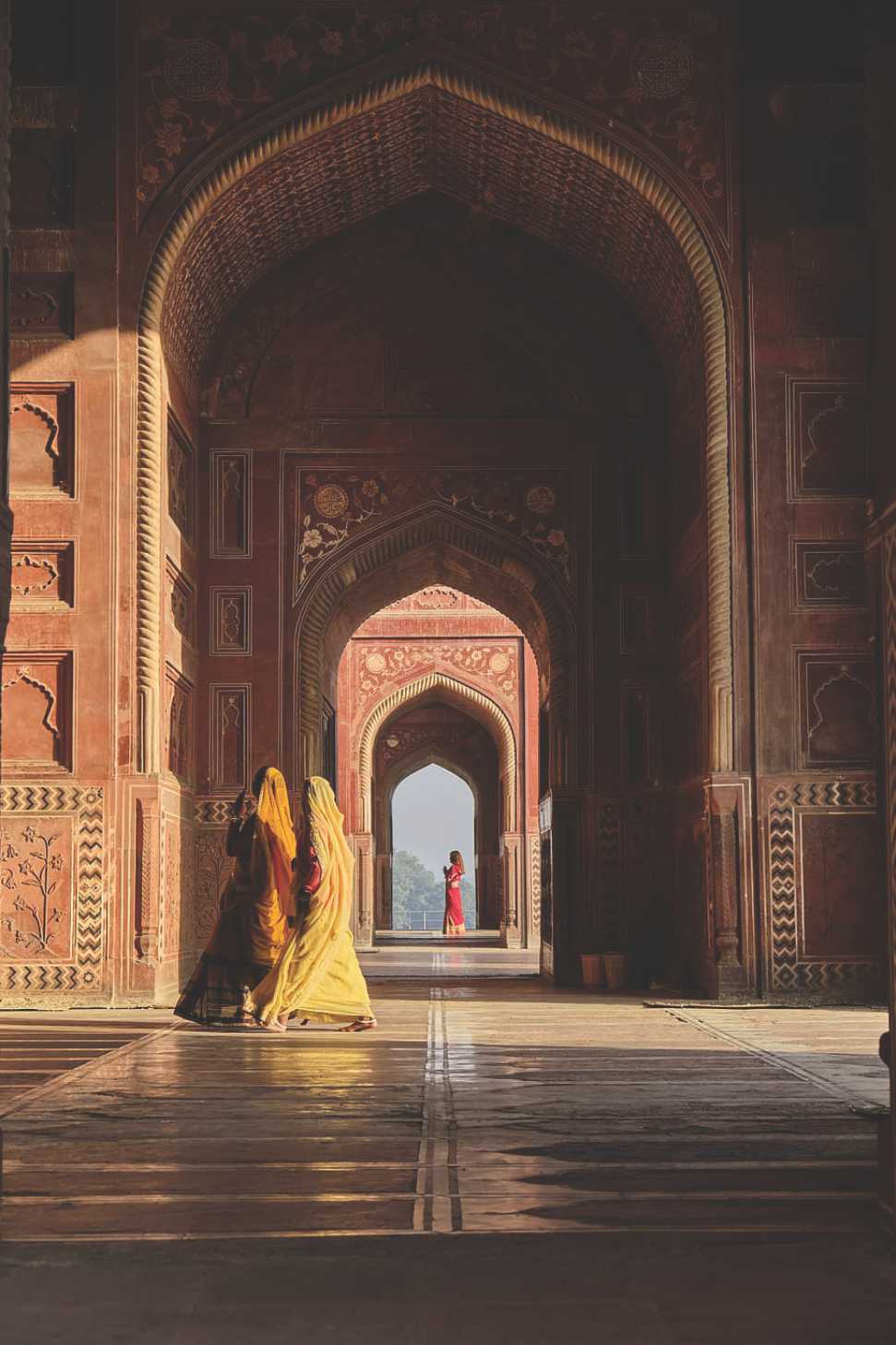 Mesmerizing Mughal gardens for the histoy enthusiasts: Agra beyond Taj