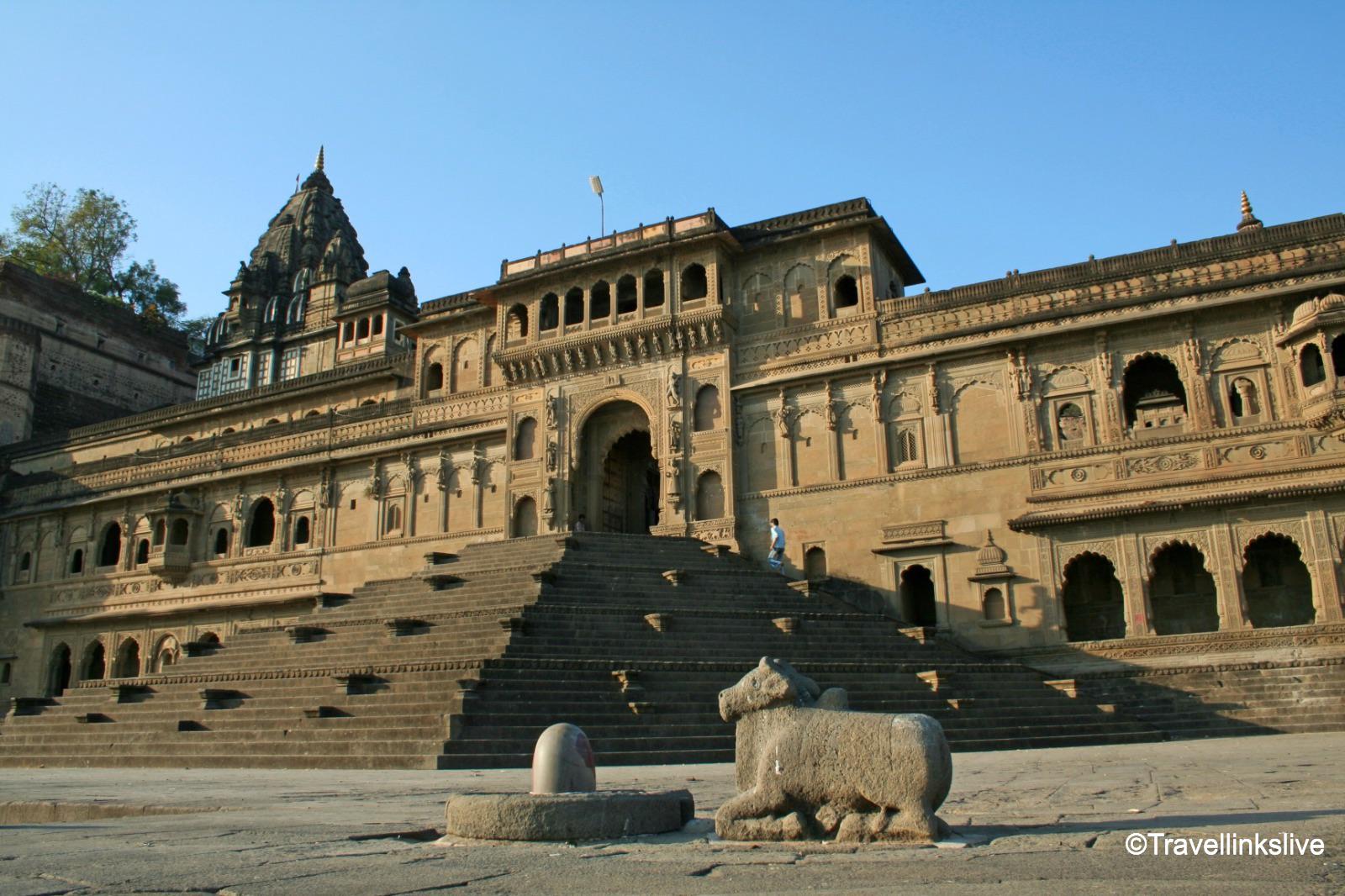MAHESHWAR - A PEACEFUL HERITAGE | Travel Links