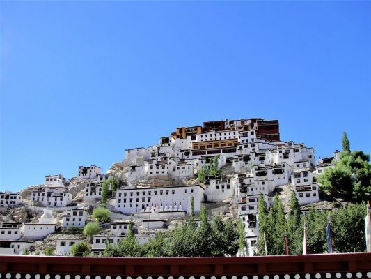 Cold desert, warm sunshine, and welcoming hearts- Ladakh | Travel Links
